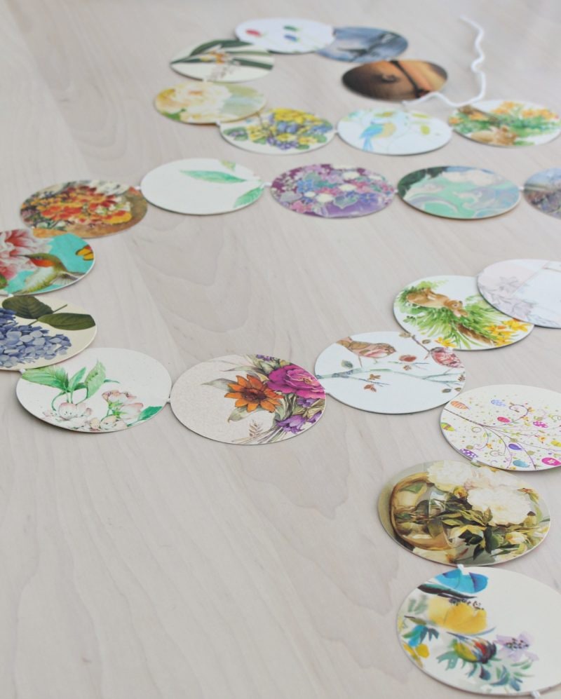 DIY Recycled Card Garland for Spring | Dans le Lakehouse