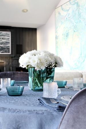 Lake Inspired Mother's Day Tablescape | Dans le Lakehouse