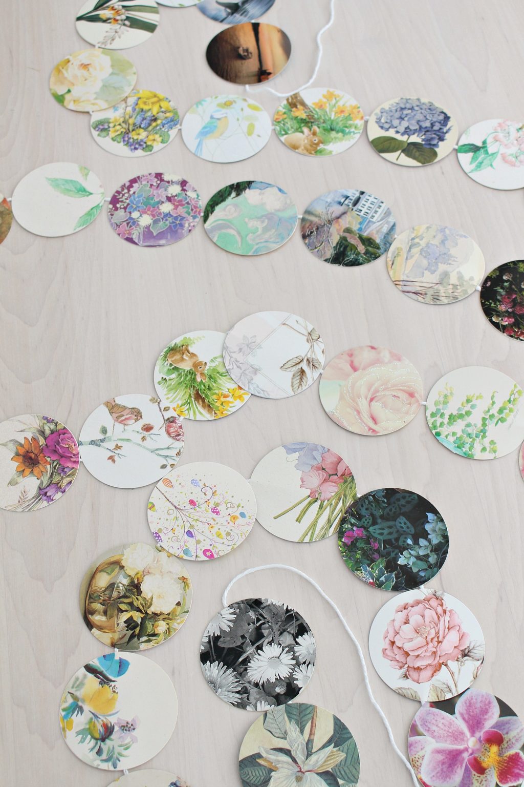 DIY Recycled Card Garland for Spring | Dans le Lakehouse