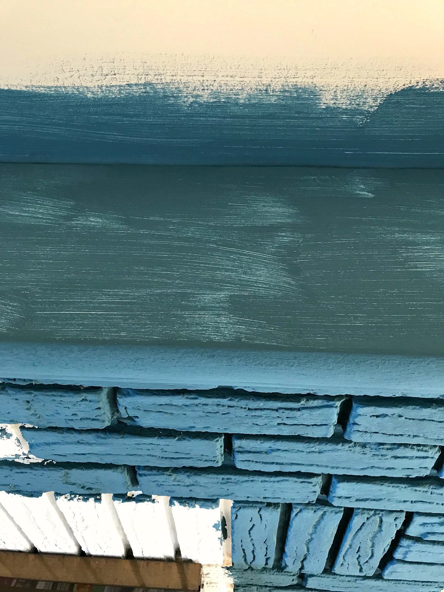 Blue Fireplace Makeover with Chalk Paint | Dans le Lakehouse